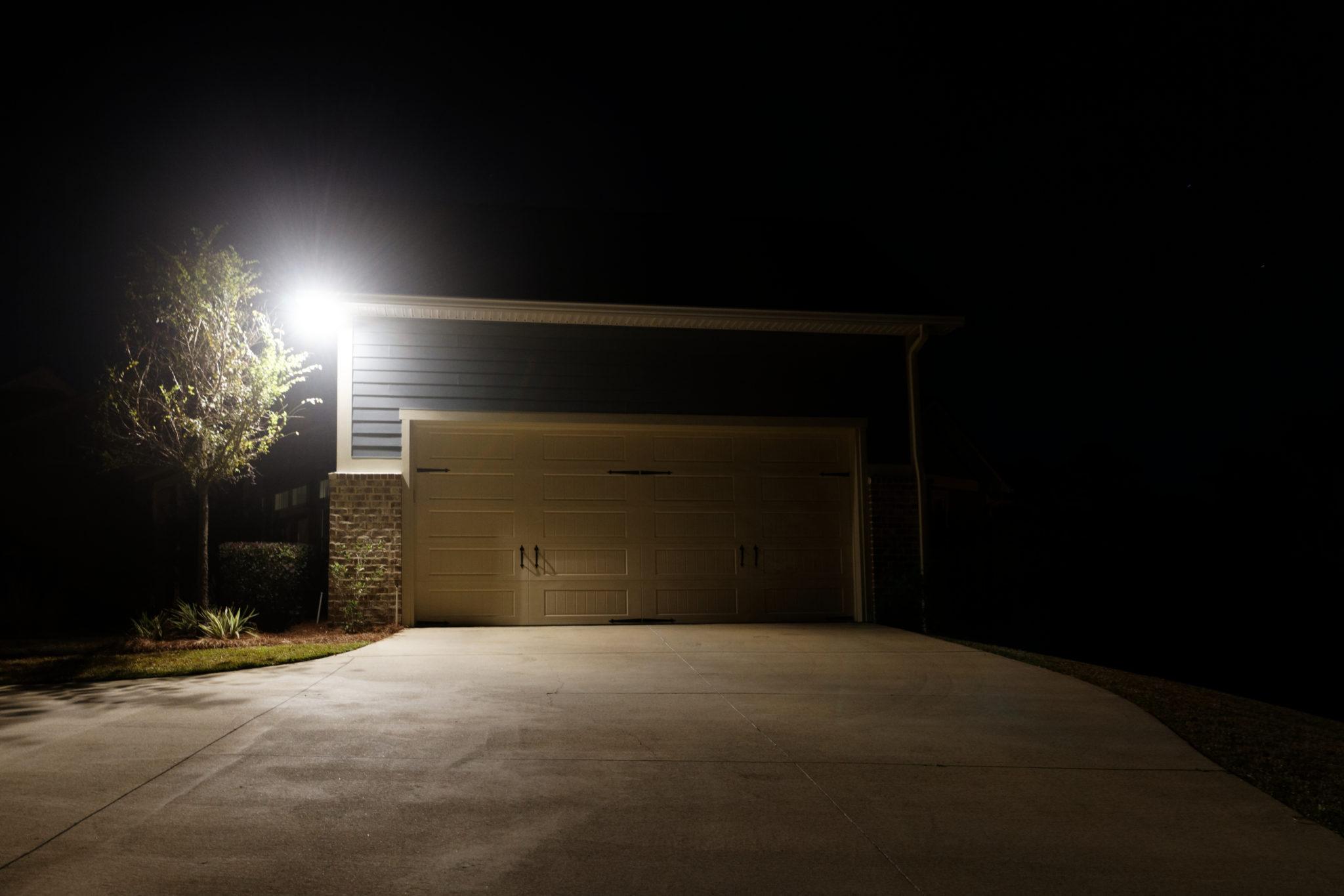 Hands On Review: RING Floodlight Cam - GarageSpot