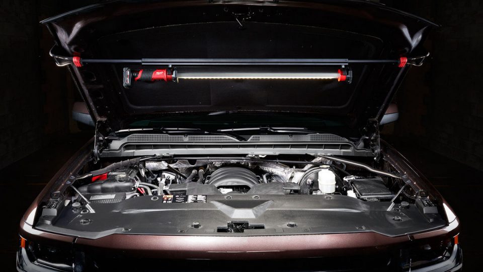 7 Best Underhood Work Lights in 2021 - GarageSpot